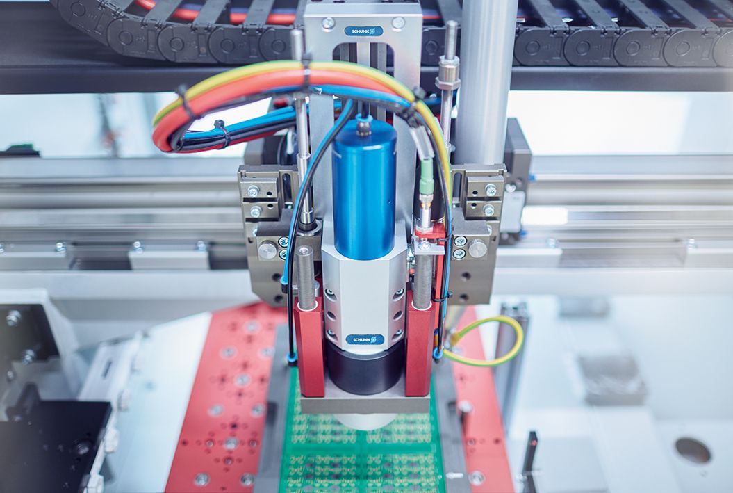 Nutzentrenner zum Trennen von Leiterplatten